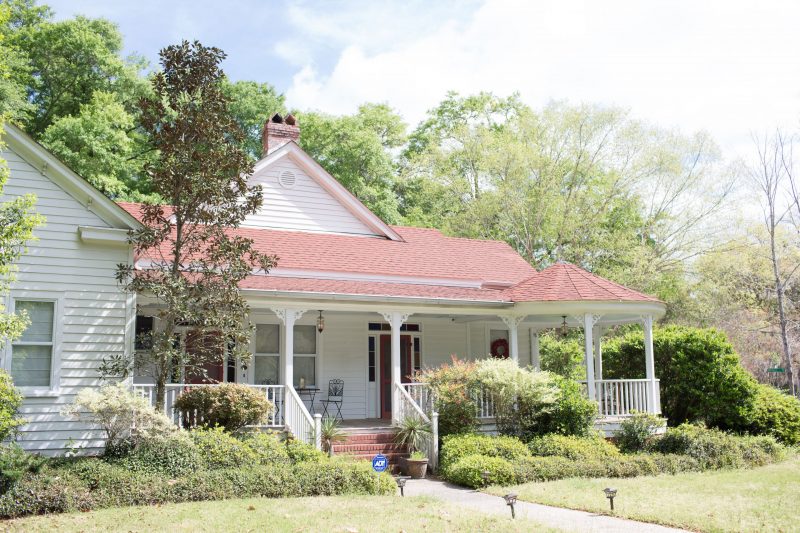Southern Entertaining: Front Porch Party Inspiration - BSB MEDIA LLC