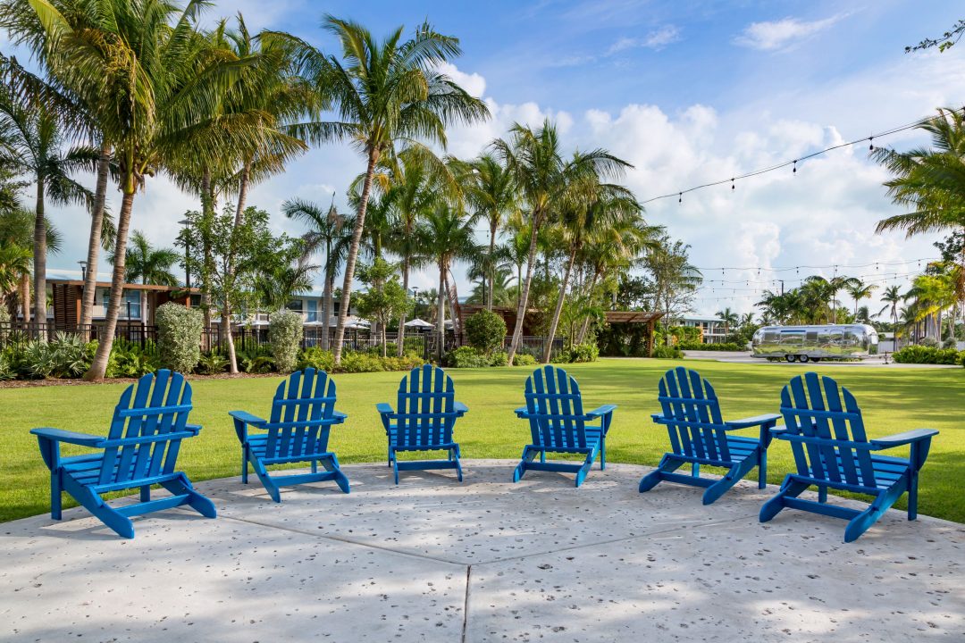 Coastal Party Inspiration: How to Host a Key West Style Party - BSB ...